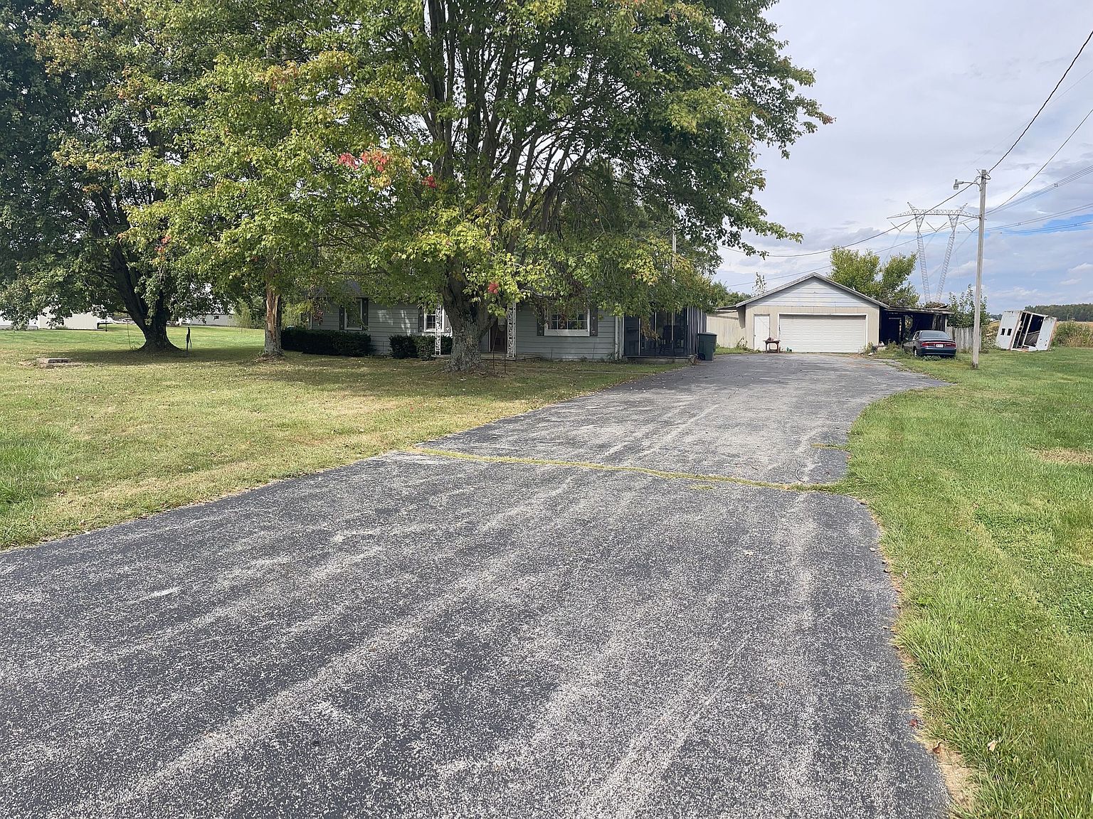 6760 E County Road 325 N, Butlerville, IN 47223 | Zillow