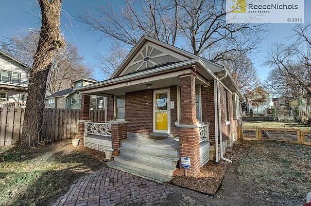 3811 State Line Rd, Kansas City, MO 64111 | Zillow
