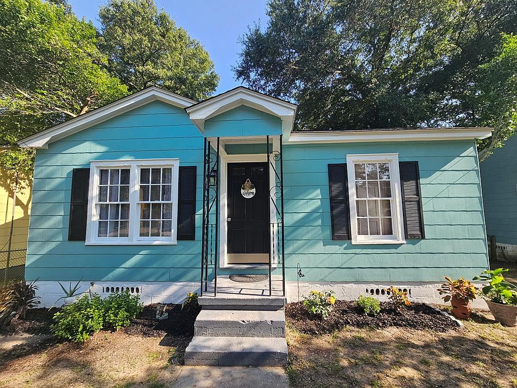 202 Ruby, Ozark, AL 36360 | MLS #27039 | Zillow