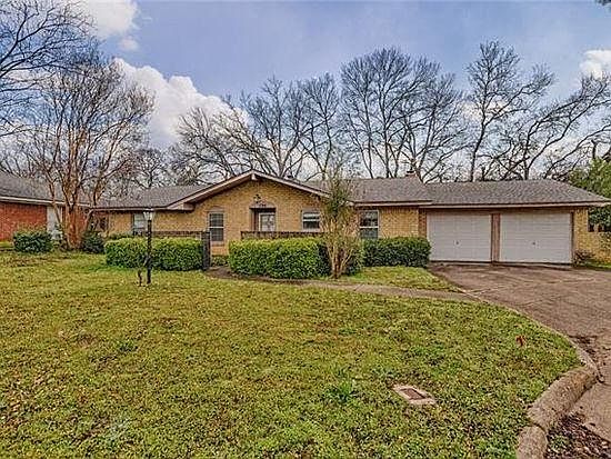 136 Kings Row St, Arlington, TX 76010 | Zillow
