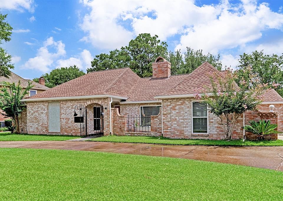 1619 Fall Valley Dr, Houston, TX 77077 | Zillow