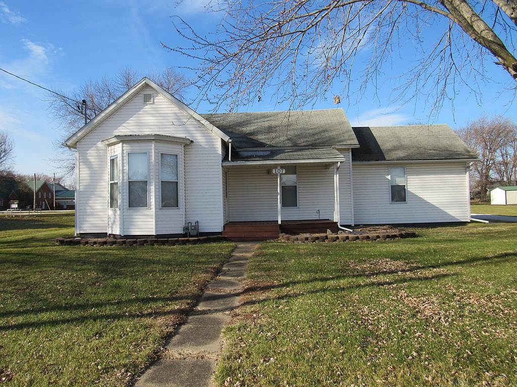 107 S Main St, Cairo, MO 65239 | Zillow