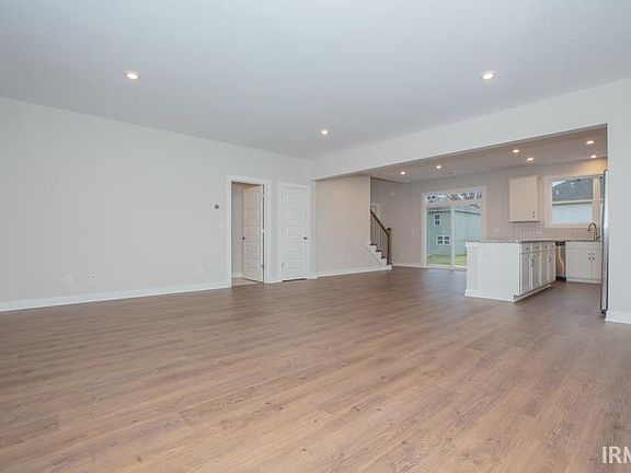 11246 Yerkes Dr, Evansville, IN 47725 | Zillow