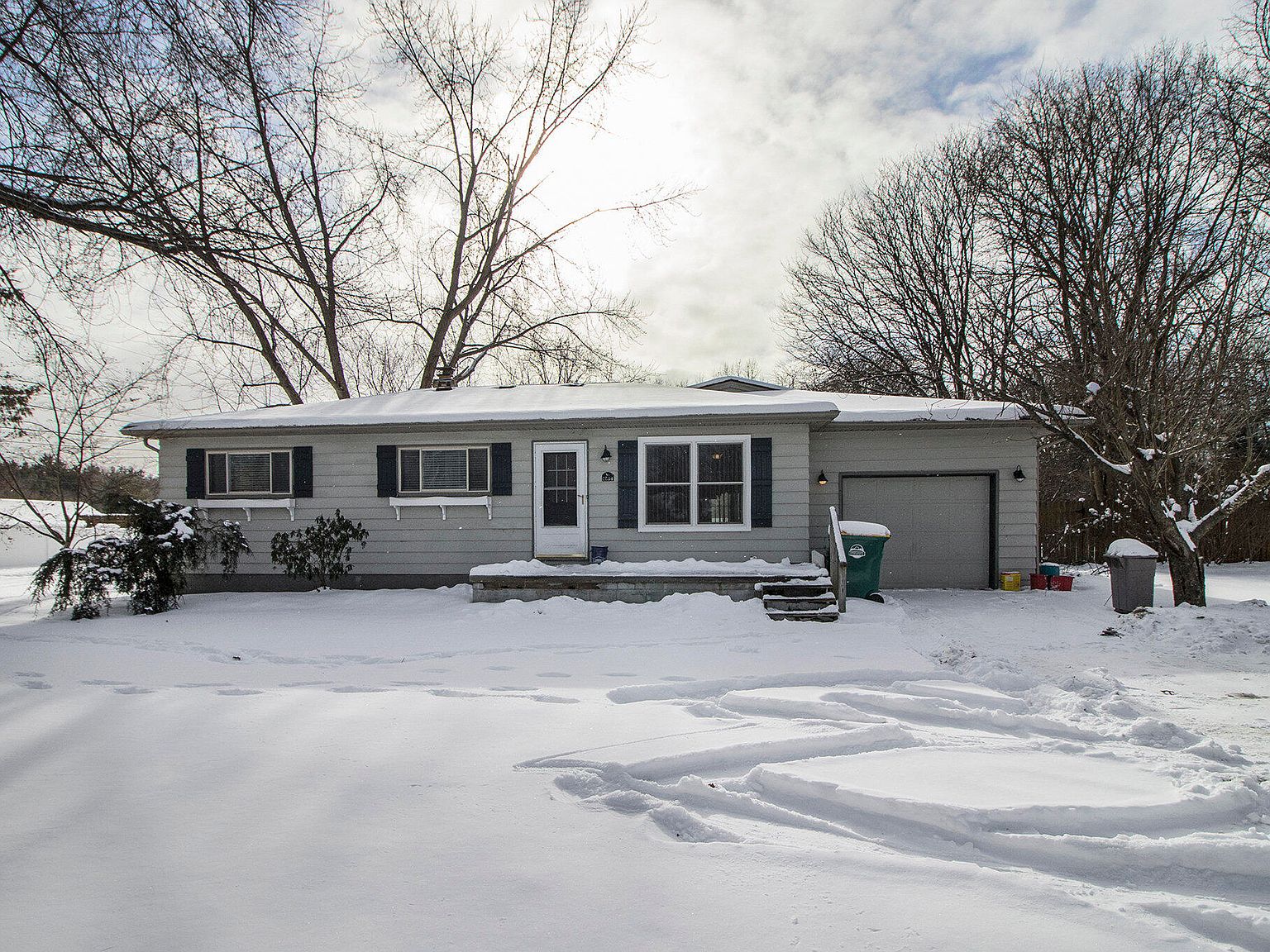 5534 Textile Rd, Ypsilanti, MI 48197 | Zillow