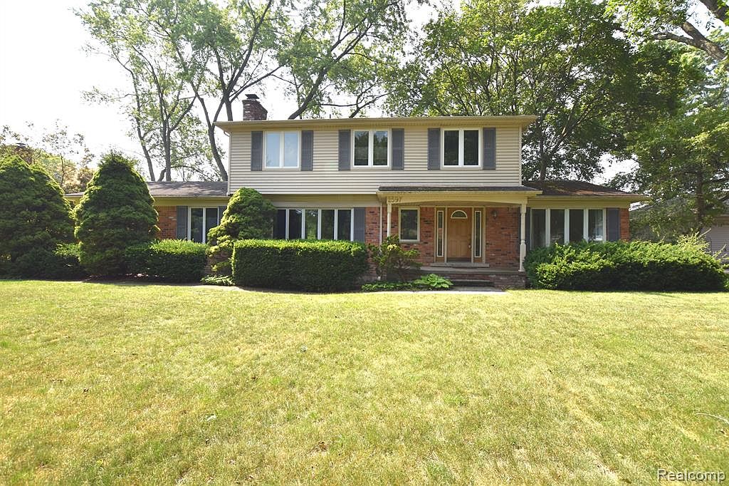 2597 Townhill Rd, Troy, MI 48084 | MLS #20230058424 | Zillow