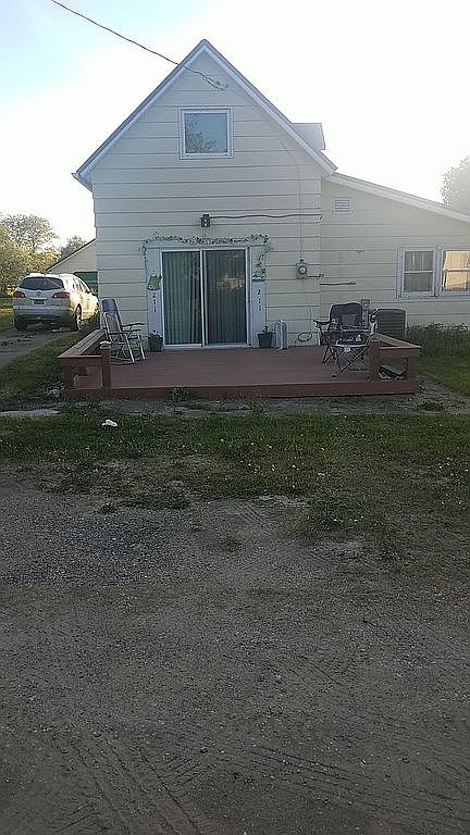 211 1st Ave N, Brocket, ND 58321 | Zillow