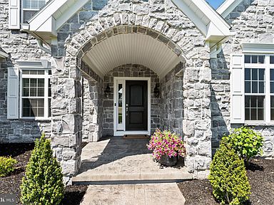 707 Brindle Farm Ln, Mechanicsburg, PA 17055 | Zillow