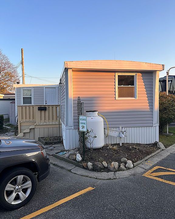 150 Main St TRAILER 57, Islip, NY 11751 | Zillow