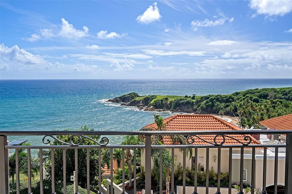 1 Shell Castle Club Dr #71, Humacao, PR 00791 | Zillow