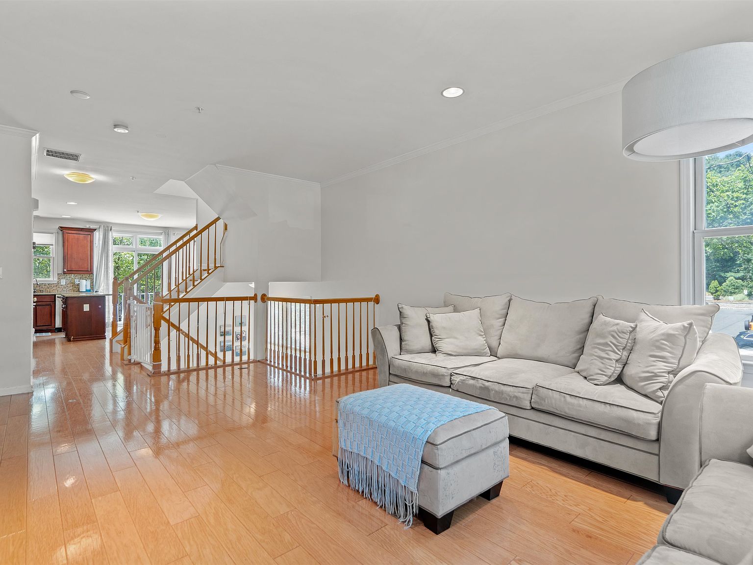 416 Newburgh Ct, West New York, NJ 07093 | MLS #230012403 | Zillow