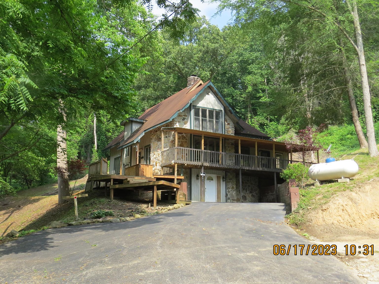 987 N Highway 413, Baxter, KY 40806 | Zillow