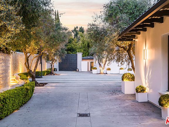 271 S Mapleton Dr, Los Angeles, CA 90024 | MLS #24-375075 | Zillow