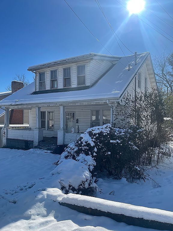 1615 Mary St, Bristol, VA 24201 | Zillow