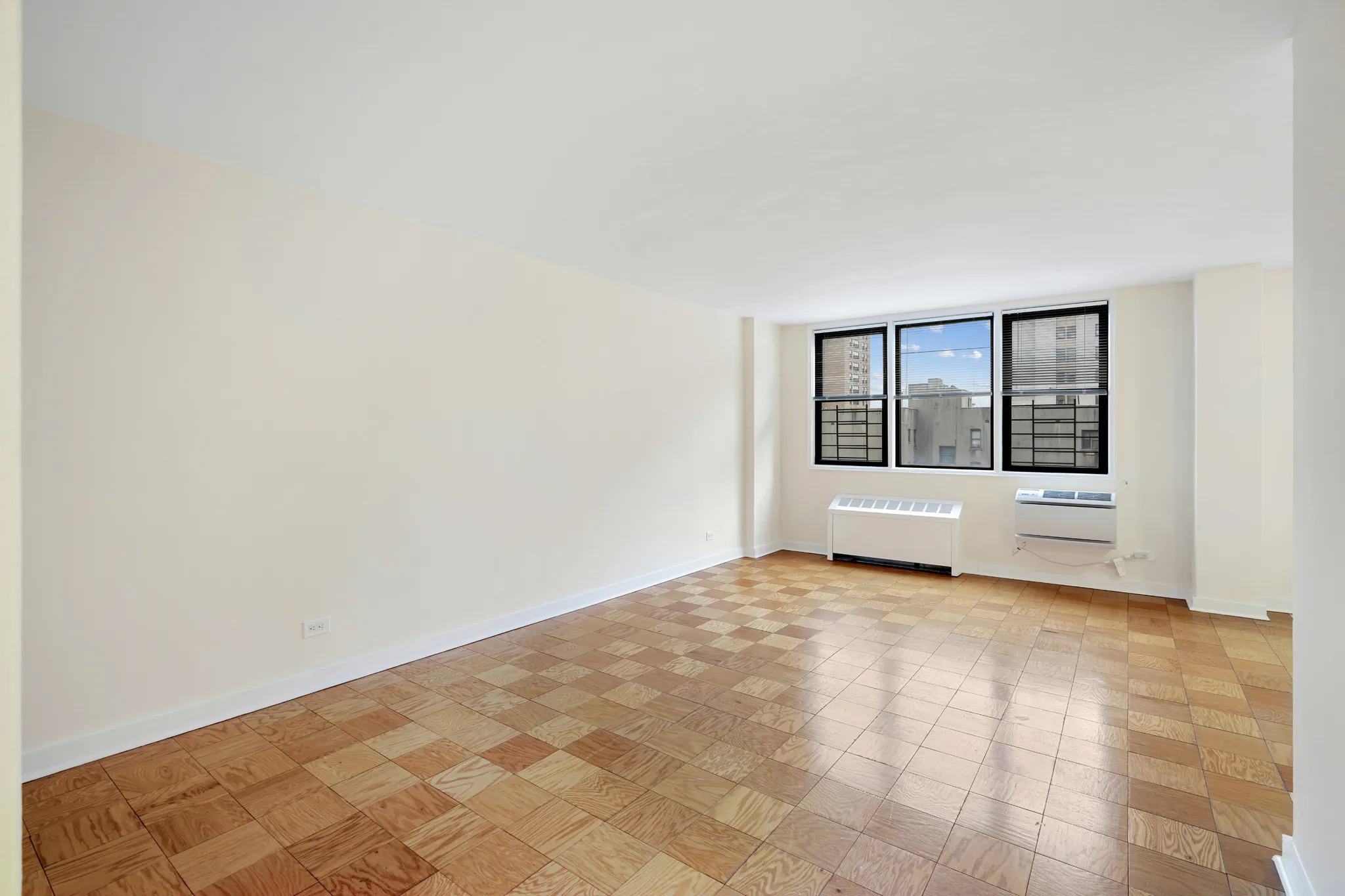 1700 Grand Concourse #7G in Concourse, Bronx | StreetEasy