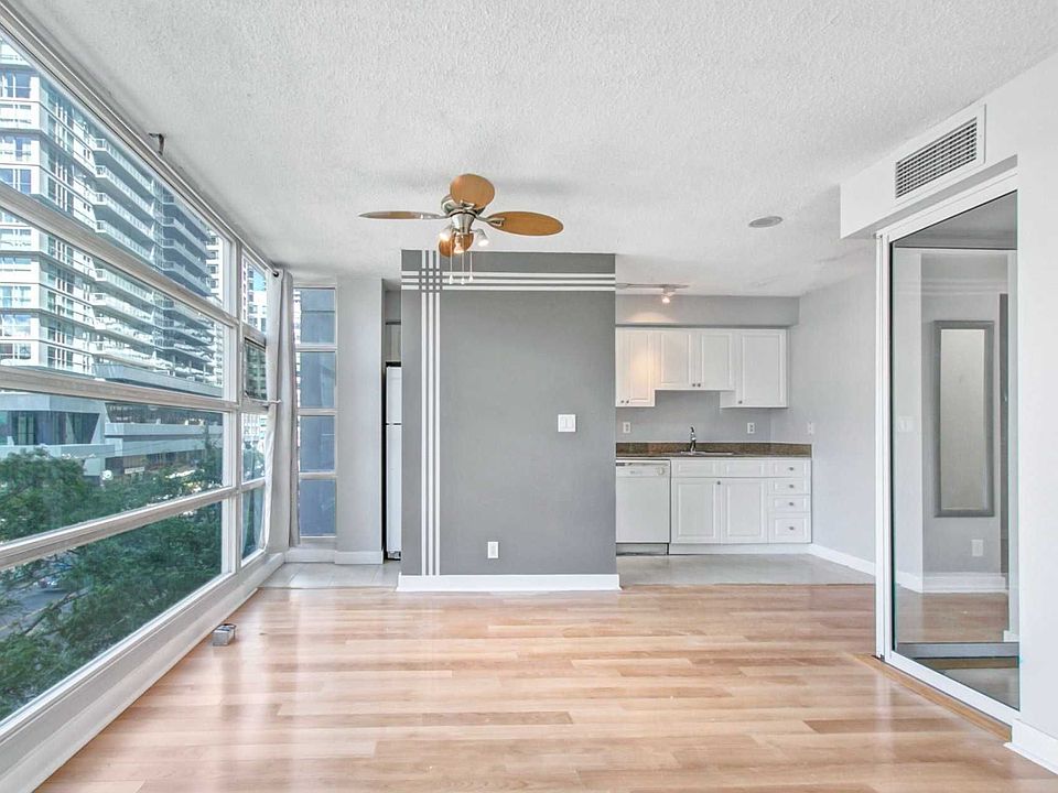 381 Front St W #315, Toronto, ON M5V 3R8 | Zillow