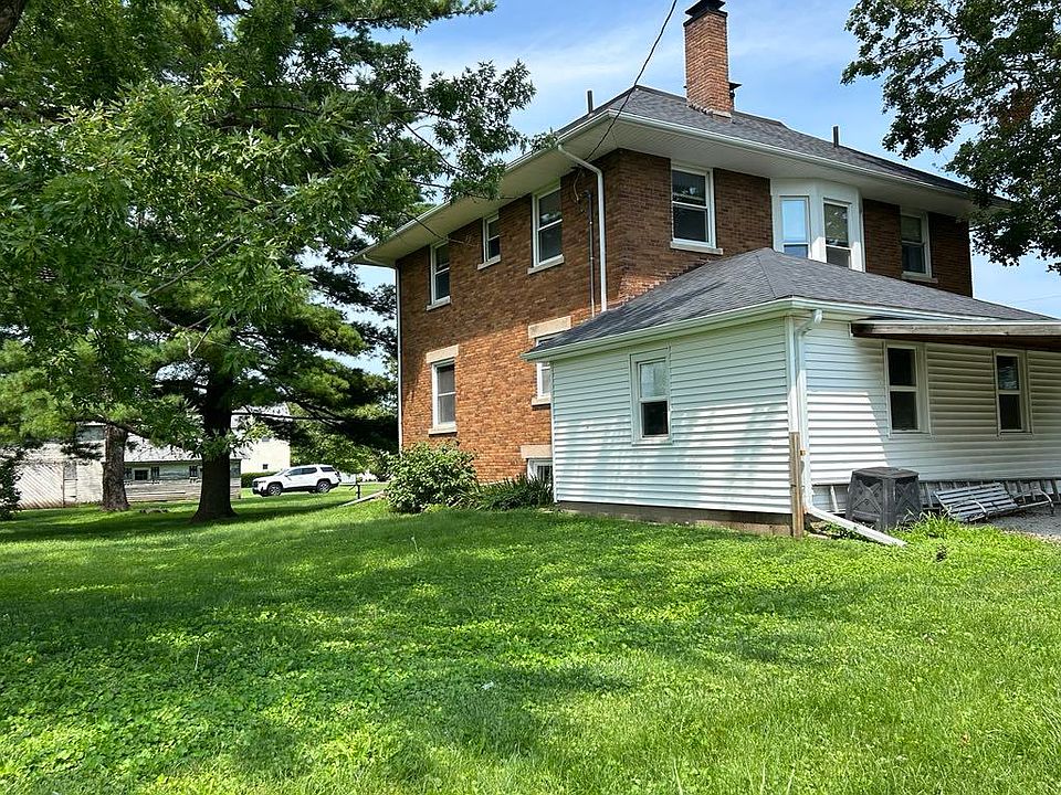 207 E Clinton St, Fithian, IL 61844 | Zillow