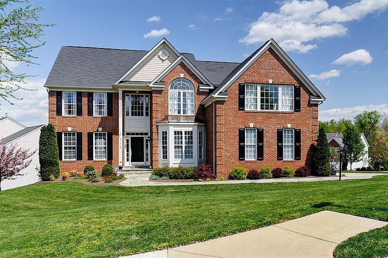 47464 Meadow Ridge Ct, Sterling, VA 20165 | Zillow