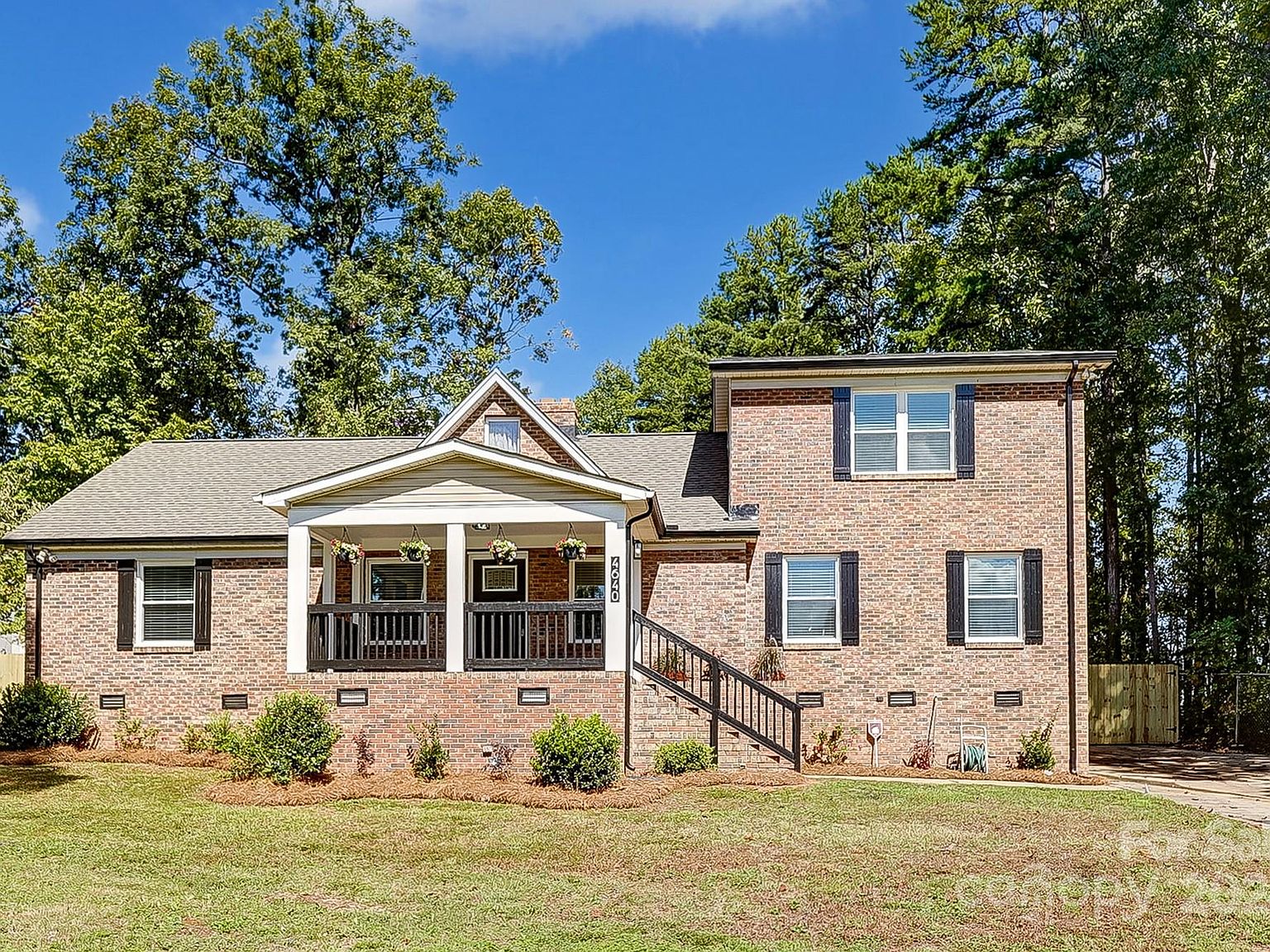 4640 Hamilton Cir, Charlotte, NC 28216 | Zillow