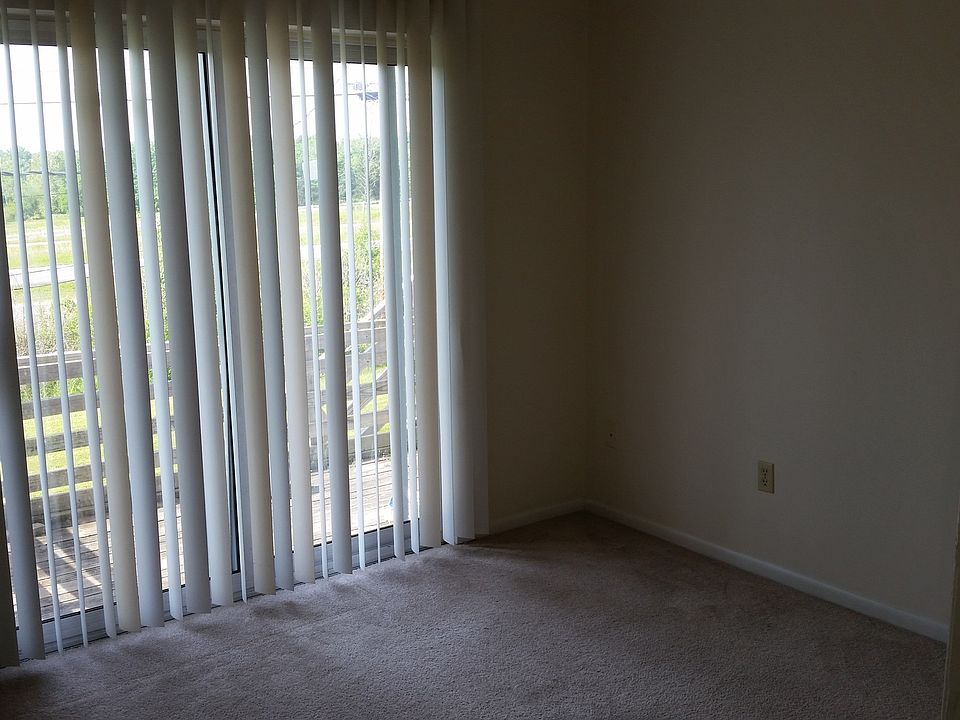 722 Demaret - 722 Demaret Dr Columbia MO | Zillow