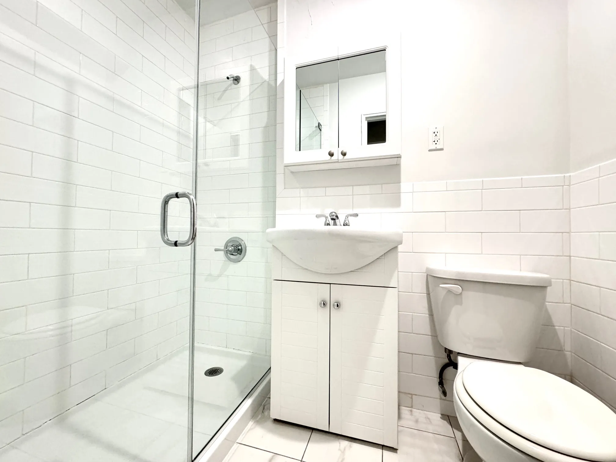 144-22 Barclay Avenue #1 in Murray Hill, Queens | StreetEasy