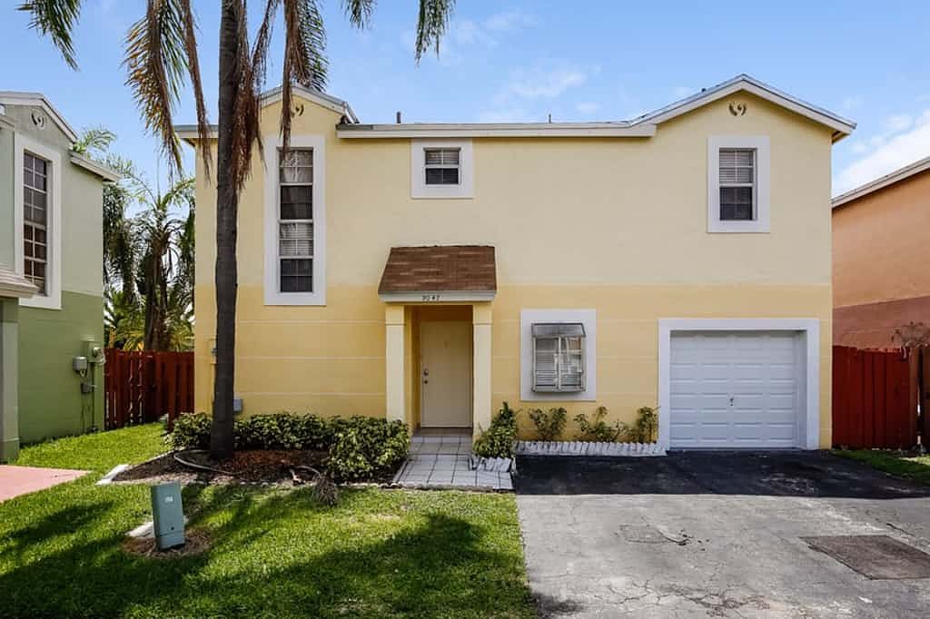 9047 SW 147th Ct, Miami, FL 33196 | Zillow