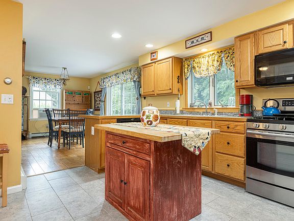 17 Ryefield Drive, Scarborough, ME 04074 | Zillow