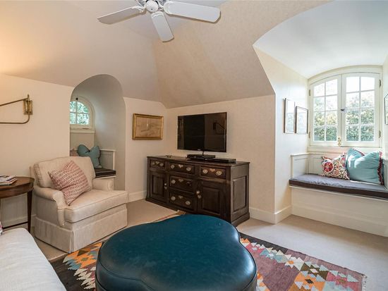 22 Portland Pl, Saint Louis, MO 63108 | Zillow