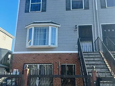804 Tinton Ave Bronx NY | Zillow