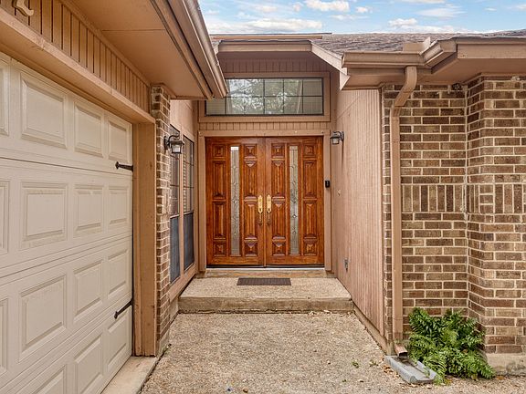 13722 Hunters Hawk St, San Antonio, TX 78230 | Zillow