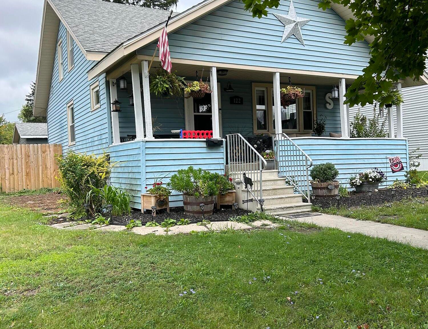 122 W State St, Scottville, MI 49454 | MLS #24045309 | Zillow