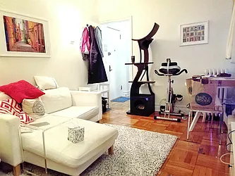 Fran Lebowitz Buys New Place in Chelsea for $3.1M | StreetEasy