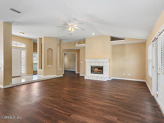 1750 GALLAHADION Court, Jacksonville, FL 32218 | Zillow