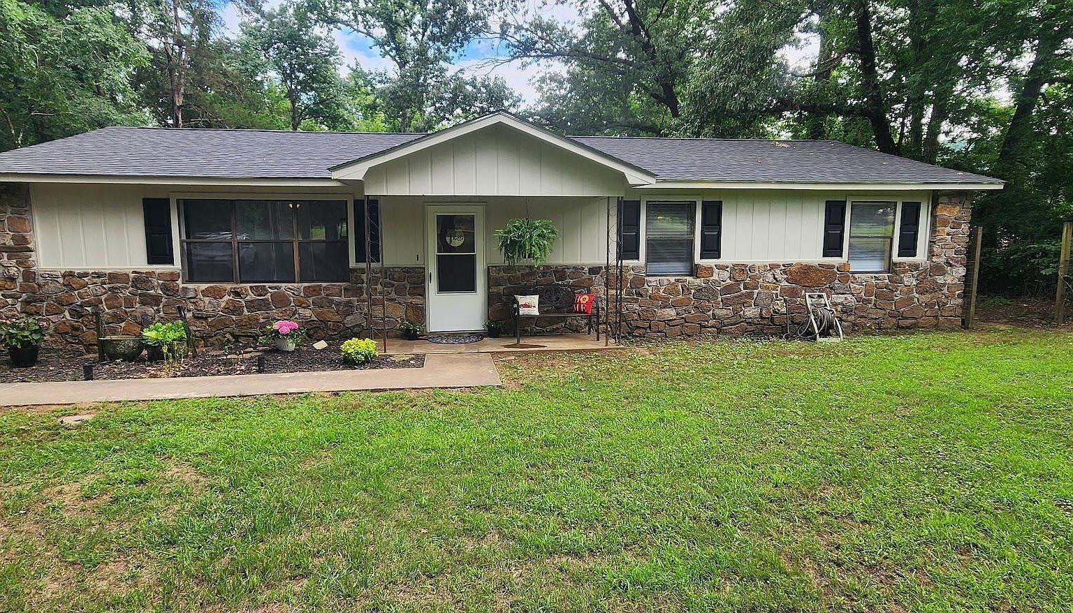 5515 State Route 326, Russellville, AR 72802 | Zillow
