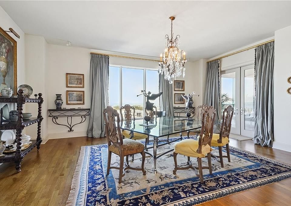232 Lake Marina Ave New Orleans LA | Zillow