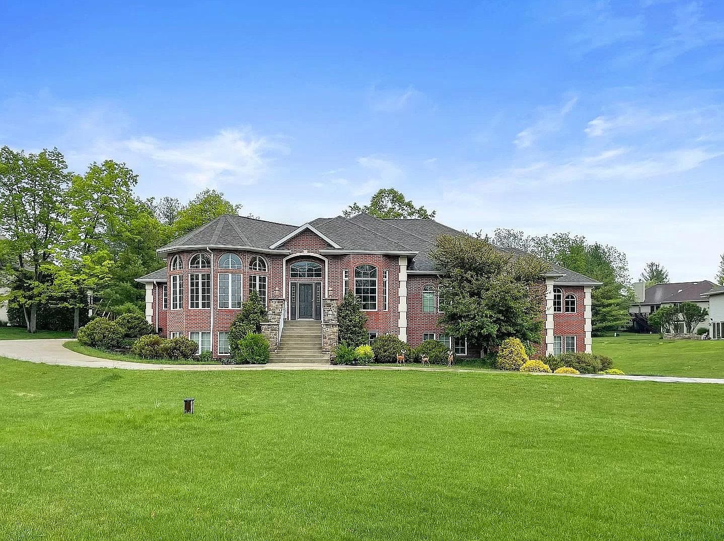 13217 Red Rose Trl, Roscoe, IL 61073 | Zillow