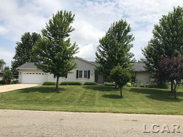 233 Melrose Ave, Adrian, MI 49221 | Zillow