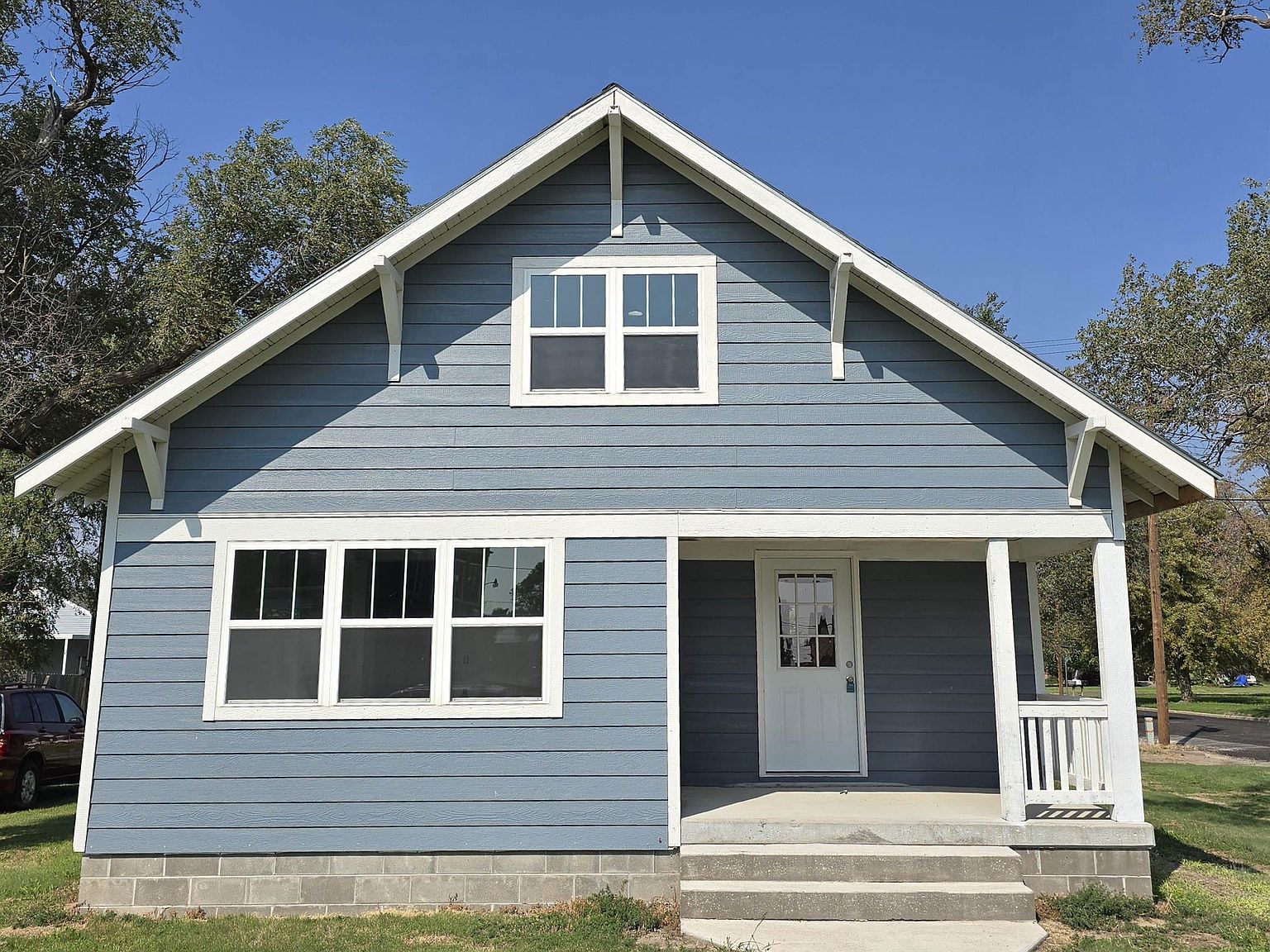 519 Oak St, La Crosse, KS 67548 | MLS #203653 | Zillow