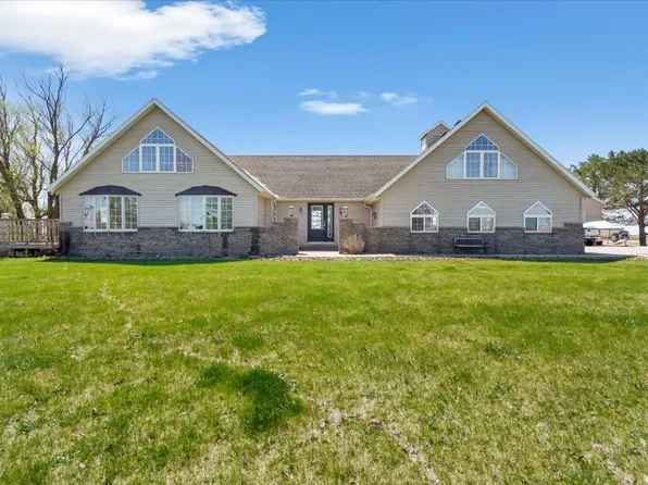 Center Point IA Single Family Homes For Sale - 4 Homes | Zillow