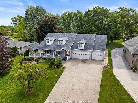 963 Front Rd S, Amherstburg, ON N9V 2M4 | MLS #24019783 | Zillow