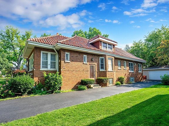 1517 S Crescent Ave, Park Ridge, IL 60068 | Zillow