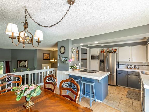 16020 N Suncrest Dr, Nine Mile Falls, WA 99026 | Zillow