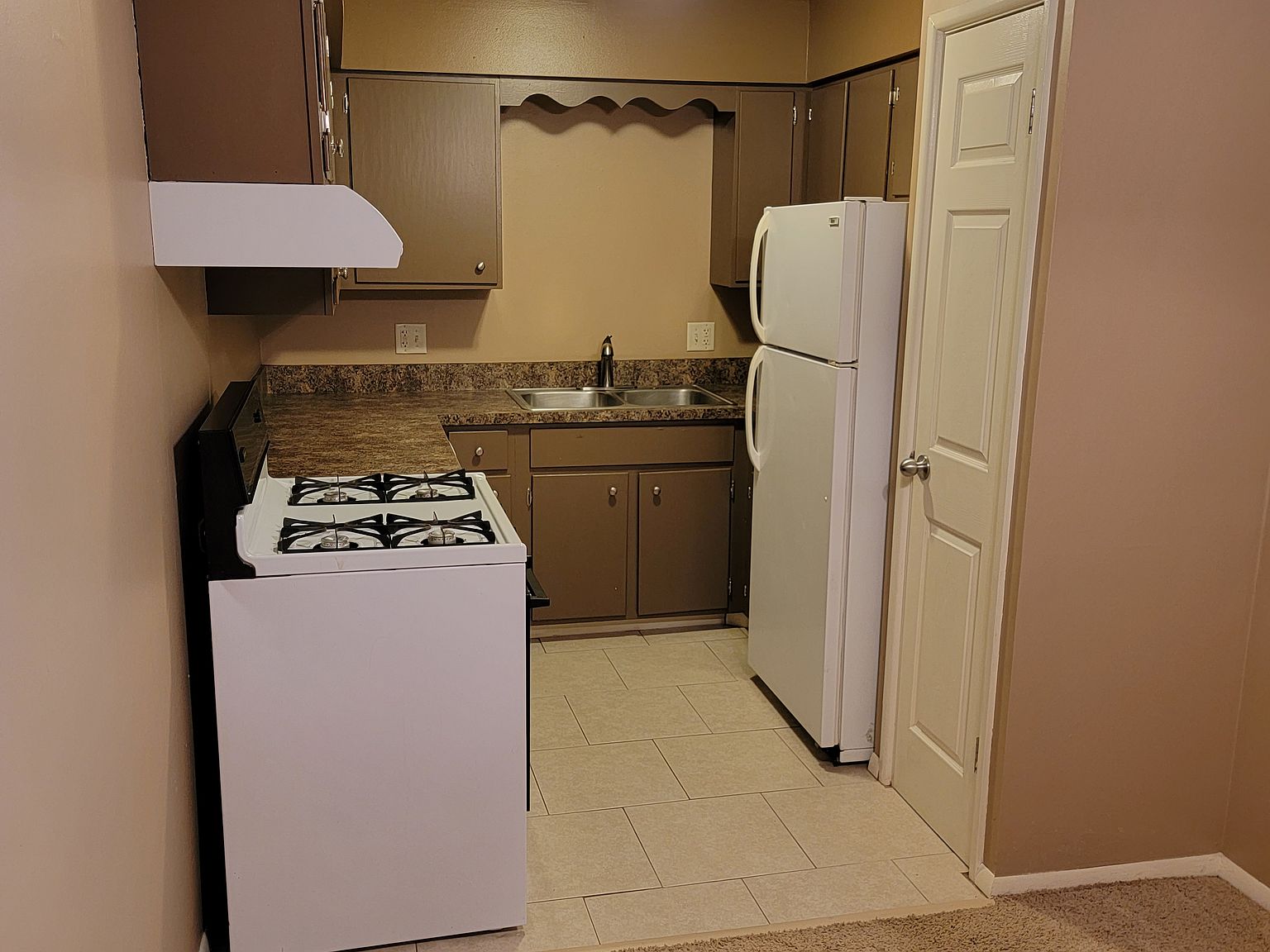 2610 S 70th St #31, Lincoln, NE 68506 | Zillow