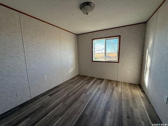 221 5th AVENUE W, Coleville, SK S0L 0K0 | MLS #SK024128 | Zillow