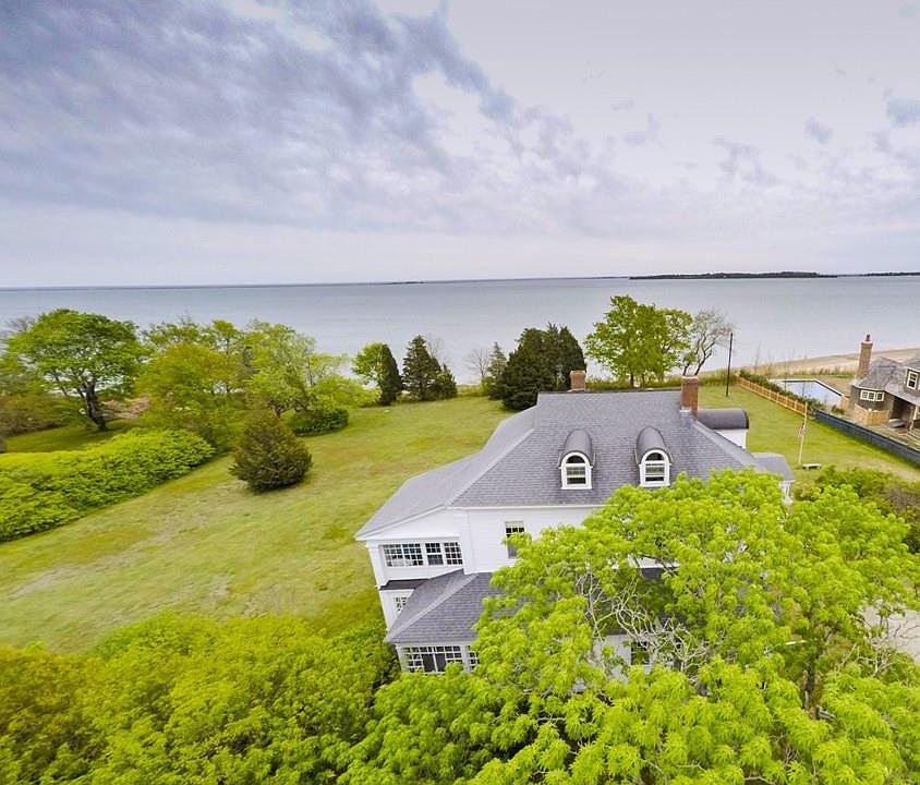 10 Marshall Street, Duxbury, MA 02332 Compass