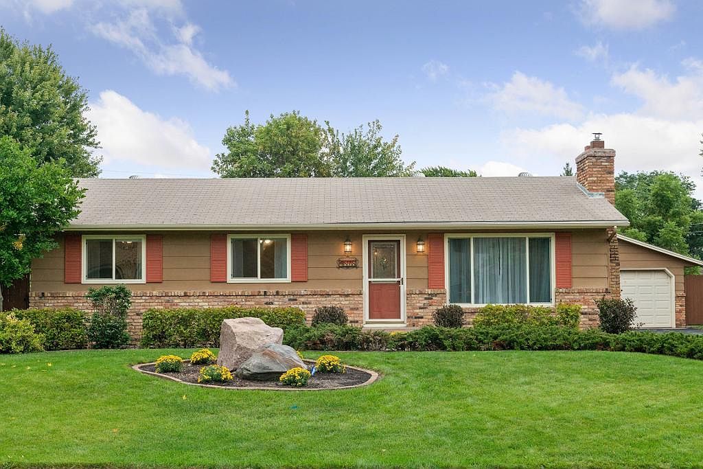 4878 Bryce Ave E, Inver Grove Heights, MN 55076 | Zillow