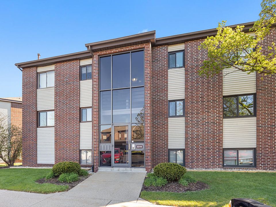 3316D Devonwood Hills Dr NE, Grand Rapids, MI 49525 | Zillow