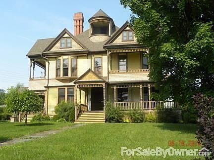 190 Prospect St, Troy, PA 16947 | Zillow