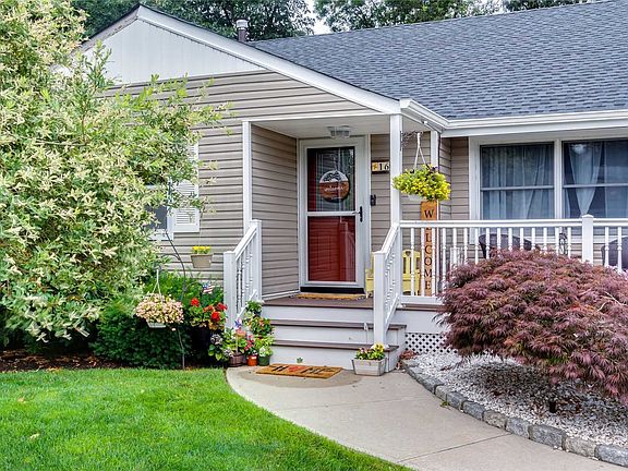 16 Larry Rd, Selden, NY 11784 | Zillow
