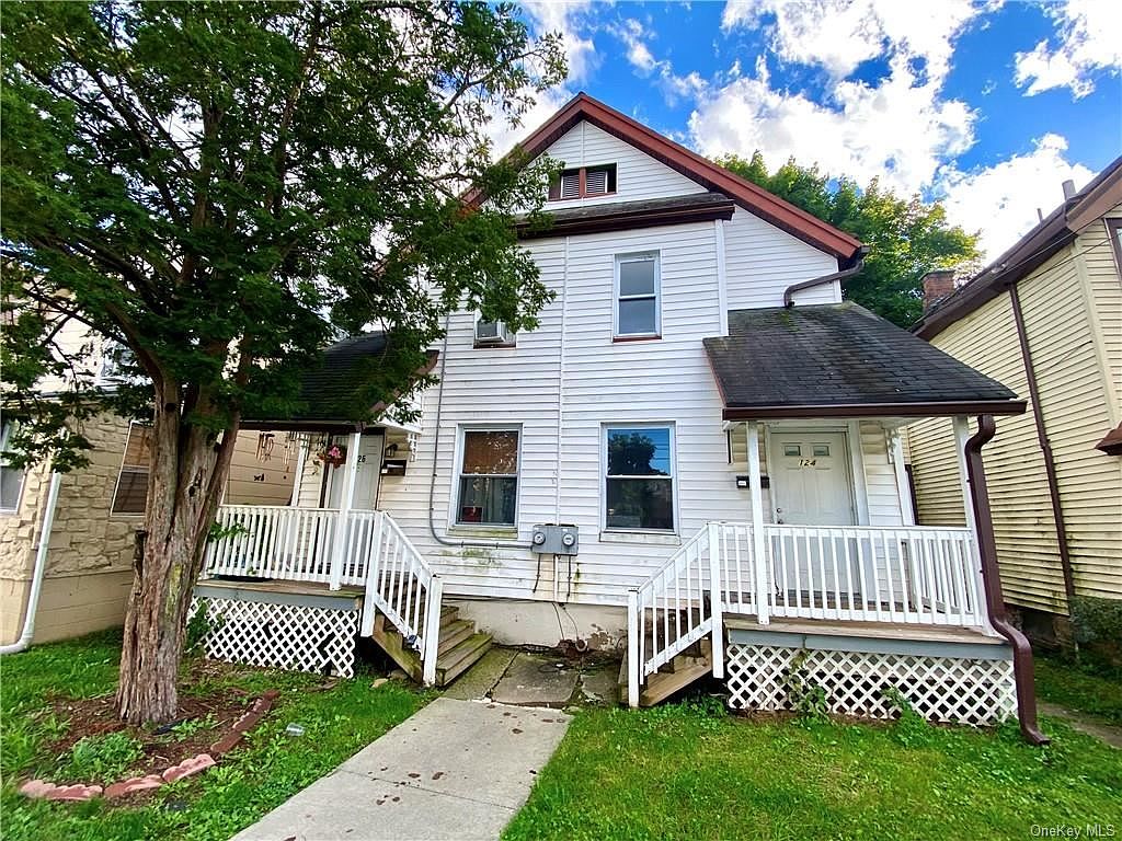 124 Thompson St, Poughkeepsie, NY 12601 | Zillow