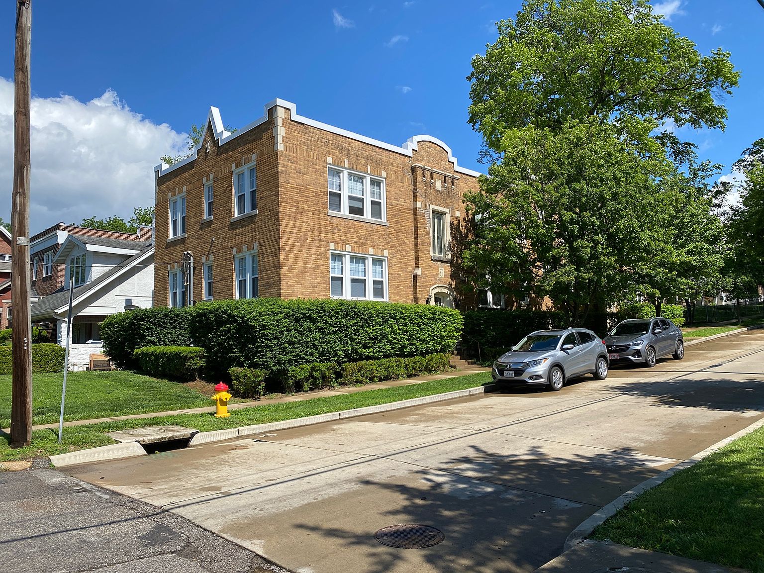 2317 Oakview Ter APT 1S, Saint Louis, MO 63143 | Zillow